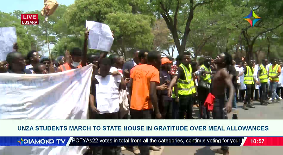 UNZA STUDENTS MARCH TO STATE HOUSE IN GRATITUDE OVER MEAL ALLOWANCES ...